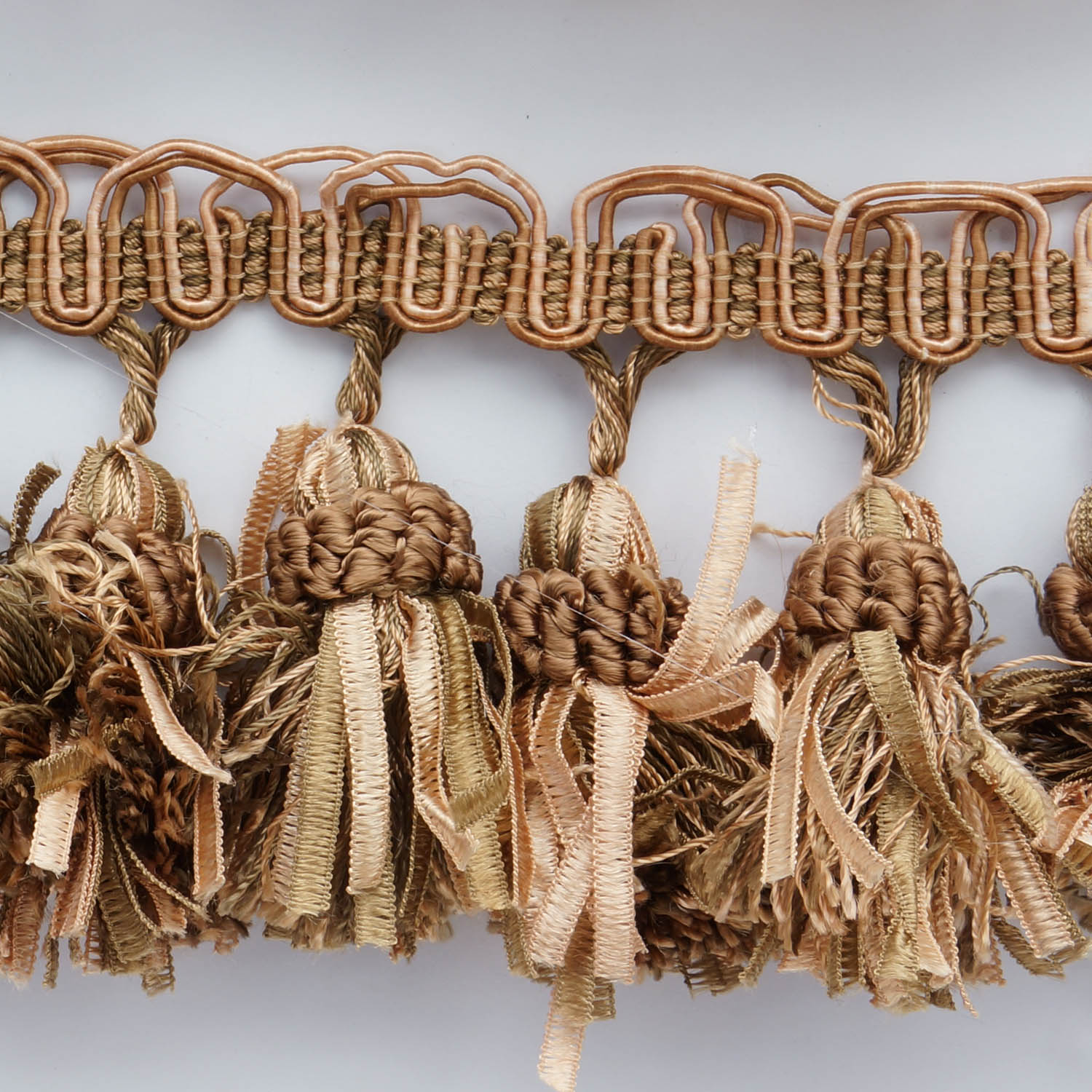 Tassel Fringe 142 - Quality Decorative Trimming | Wholesale Trims